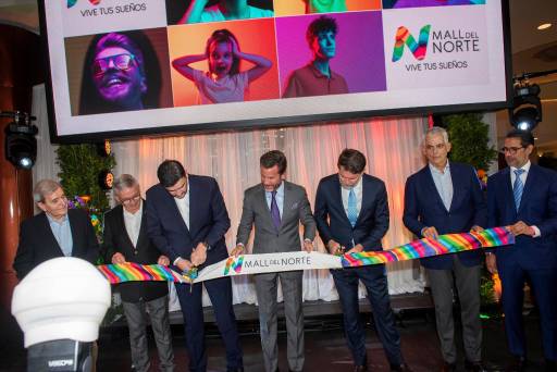 Mall del Norte abrió sus puertas al público