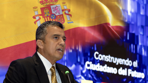 Canciller de la UTEG, Galo Cabanilla, nominado al Premio de Economía ...