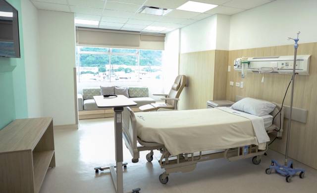 A través de su clínica, Solca Guayaquil brinda atención en todas las ...