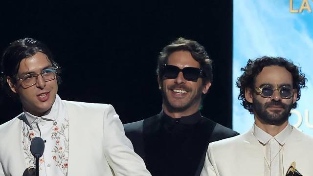 Rawayana recibe su primer Grammy, el talento venezolano brilla en ...