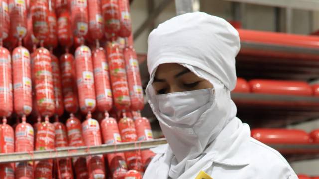 CRECOS sigue apostando por su expansión en Ecuador y apertura su tienda ...