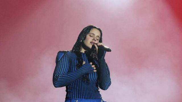 Rosalía rompe su relación laboral con su representante, Rebeca León