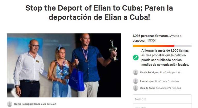 Inmigrante cubano que intentaba llegar a EE.UU. en una tabla de ...