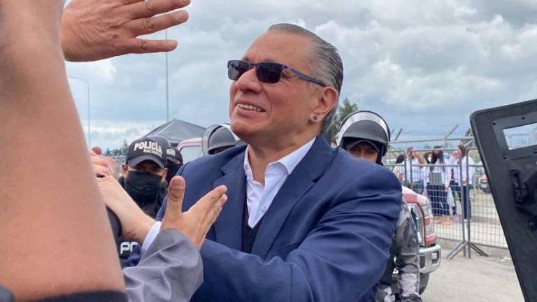 Abogados denuncian la situación de Jorge Glas: "se encuentra secuestrado"