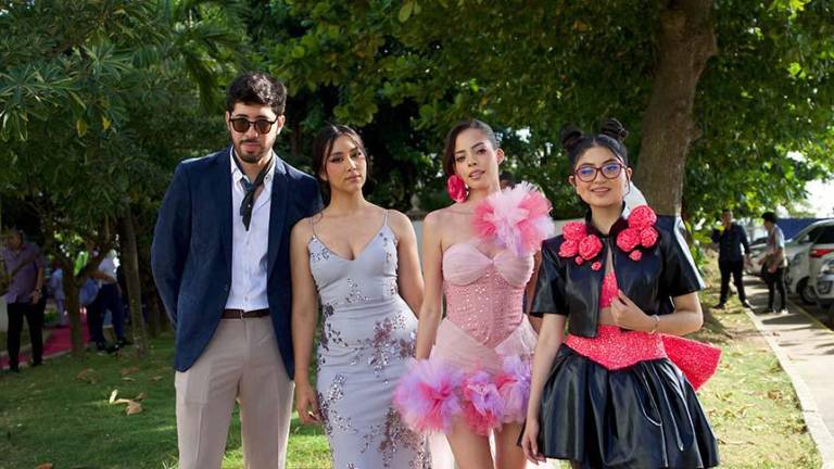 Cuatro influencers ecuatorianos representaron al país en premiación ...