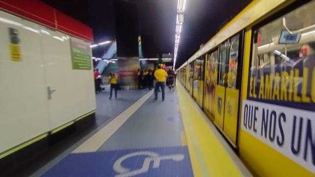 Metro de Quito viste uno de sus trenes con colores de 'La Tri' por el ...