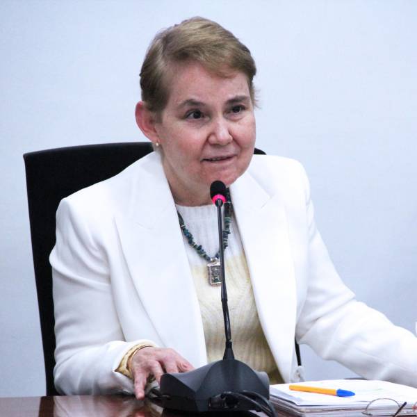 Declaraciones de Alexandra Vela sobre la competencia del manejo del ...