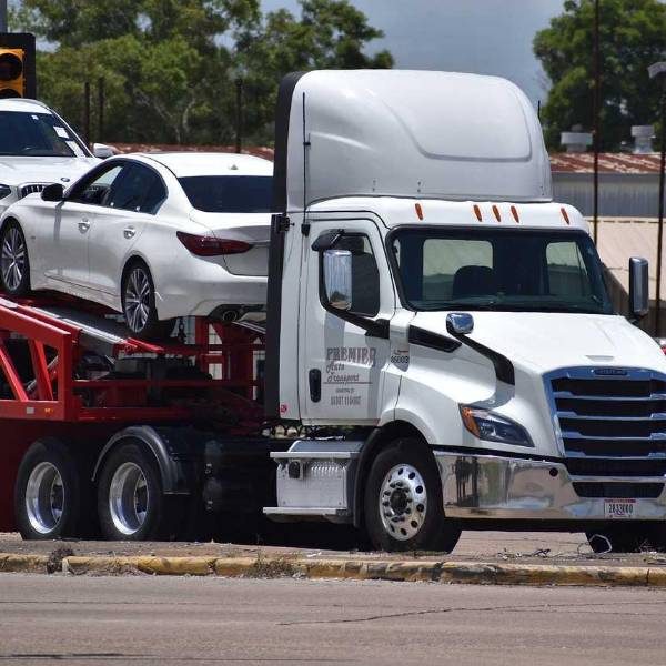Ventas de vehículos pierden velocidad en Ecuador