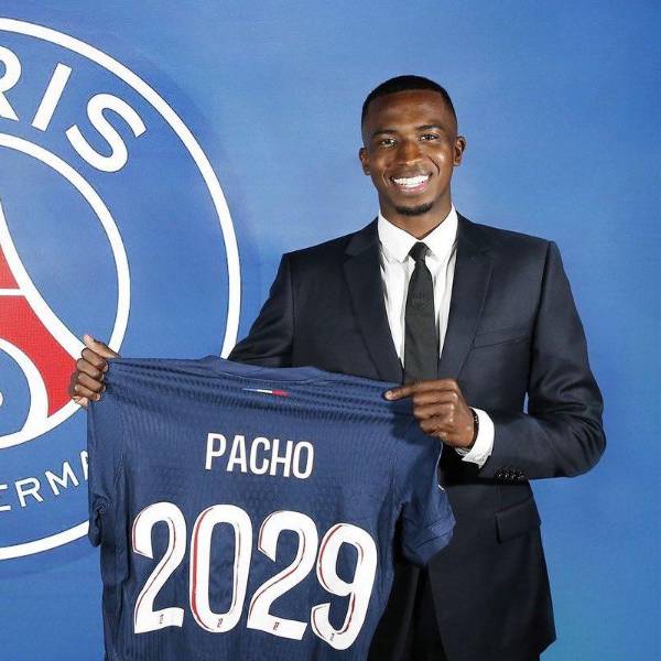 Willian Pacho, primer ecuatoriano que jugará en el París Saint Germain ...