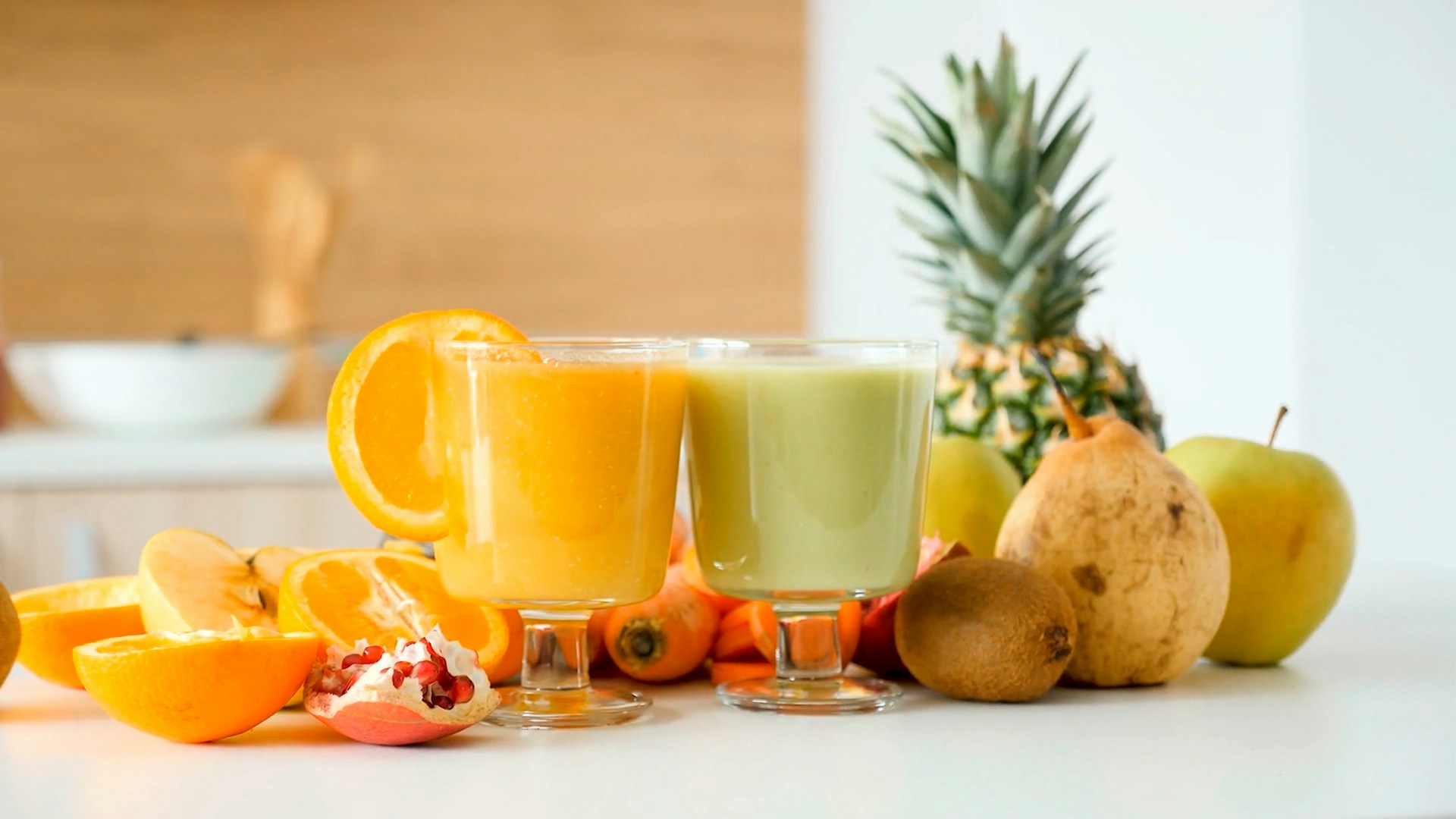 Jugos suelen considerarse saludables, pero una nutricionista advierte ...